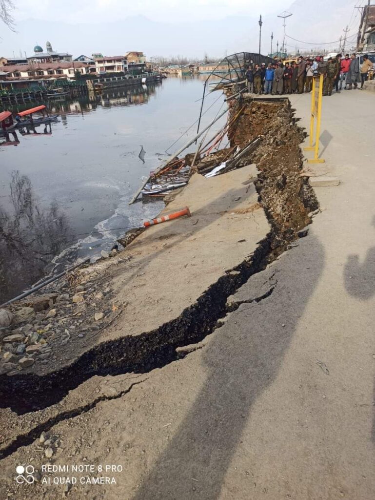 Portion of road caves in Srinagar’s Dalgate – Kashmir Age