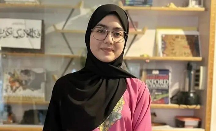 Sadaf Mushtaq tops class 10 examination – Kashmir Age