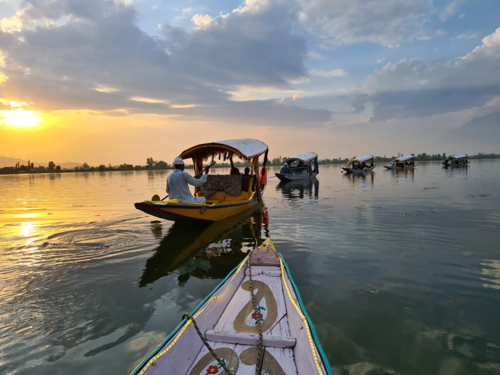 2 years after Ganderbal boat tragedy, locals spot human foot – Kashmir Age